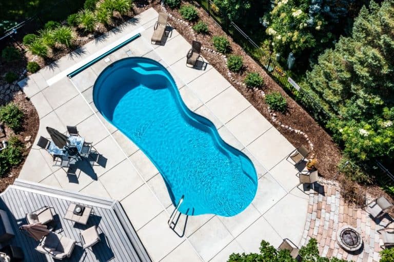Fantasy Pool Installation Oconomowoc WI - Oval Swimming Pool