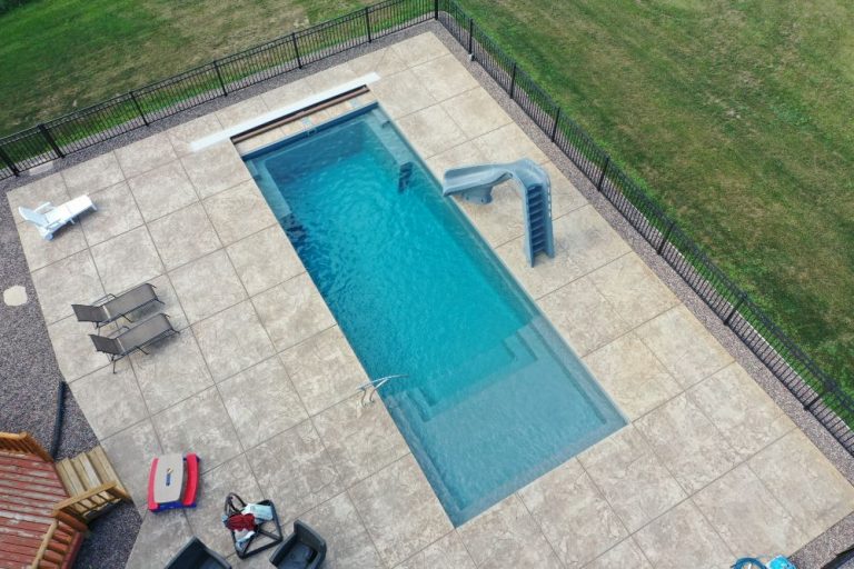 Illusion Fiberglass Pool Oconomowoc WI | Rectangular Pool